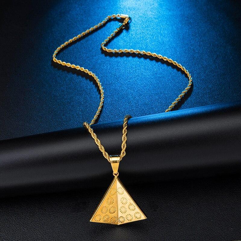 3D Pyramid Necklace | Egyptian History